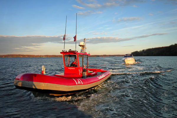 Canada Customers Enhance Their Boating Experience with a BoatUS Member